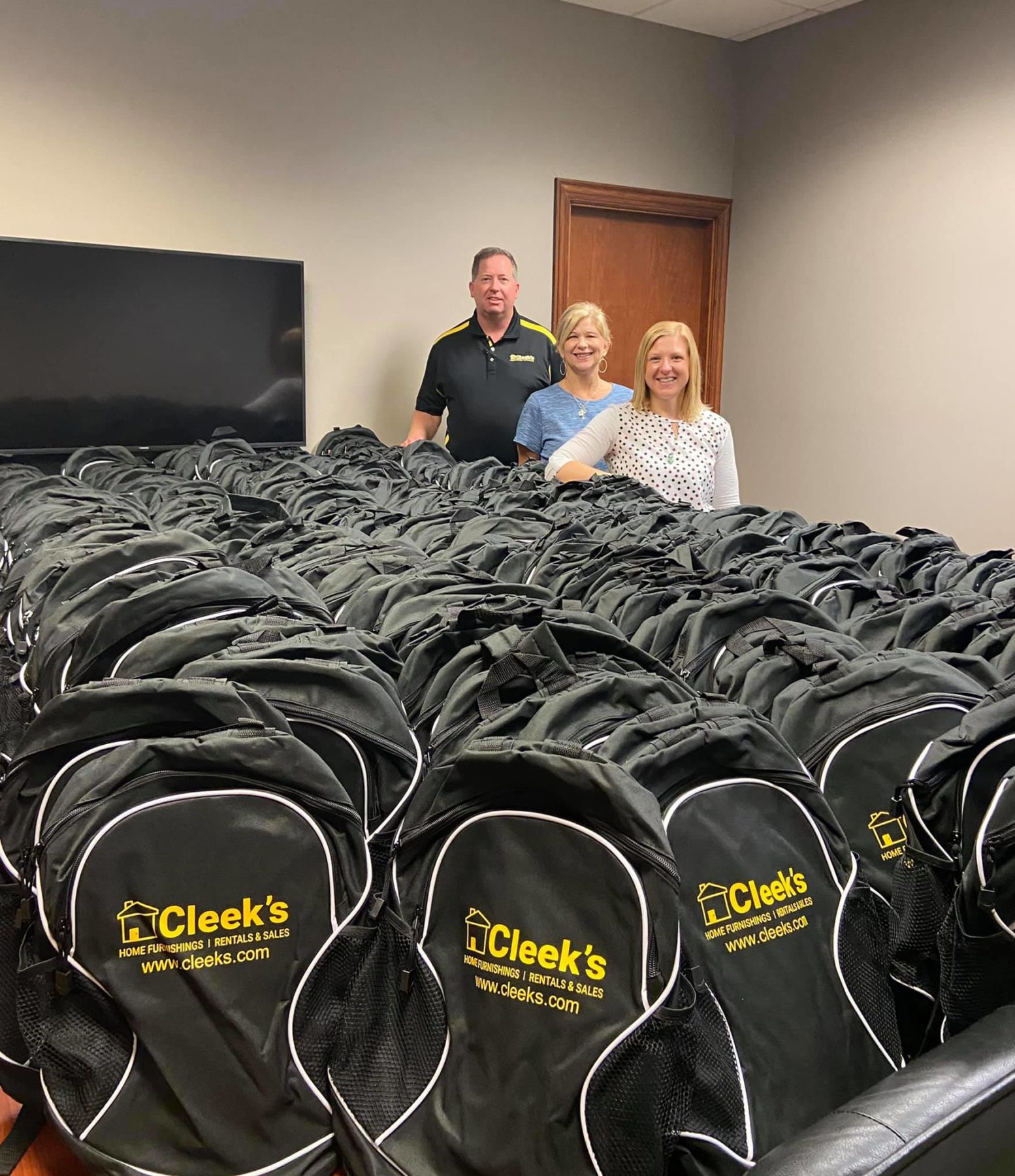 Cleek’s Helps Customers’ Kids Get Back(pack) to School - APRO