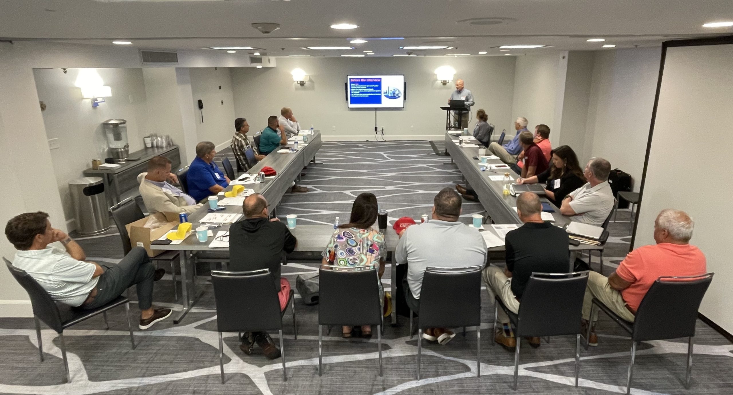Tennessee Dealers Listen and Learn at Annual Meeting - APRO